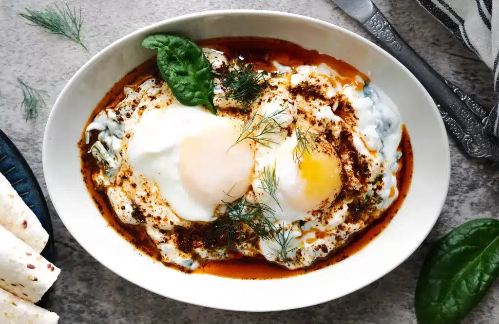 Turkish Poached Eggs with Spinach Yogurt (Çılbır)